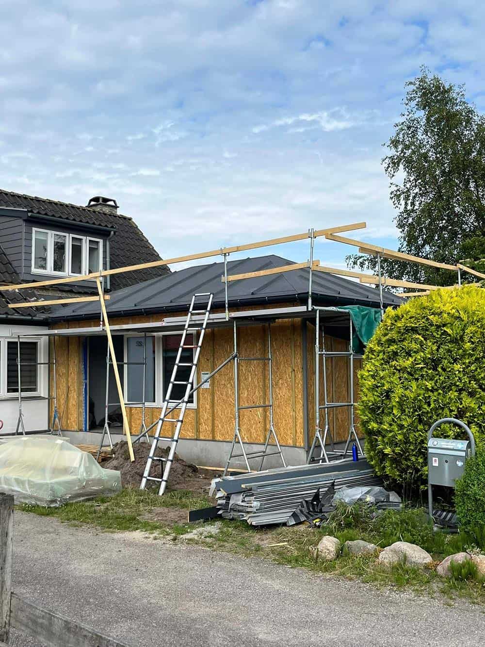 Sådan undersøger du dit tag for skader efter storm i 2025